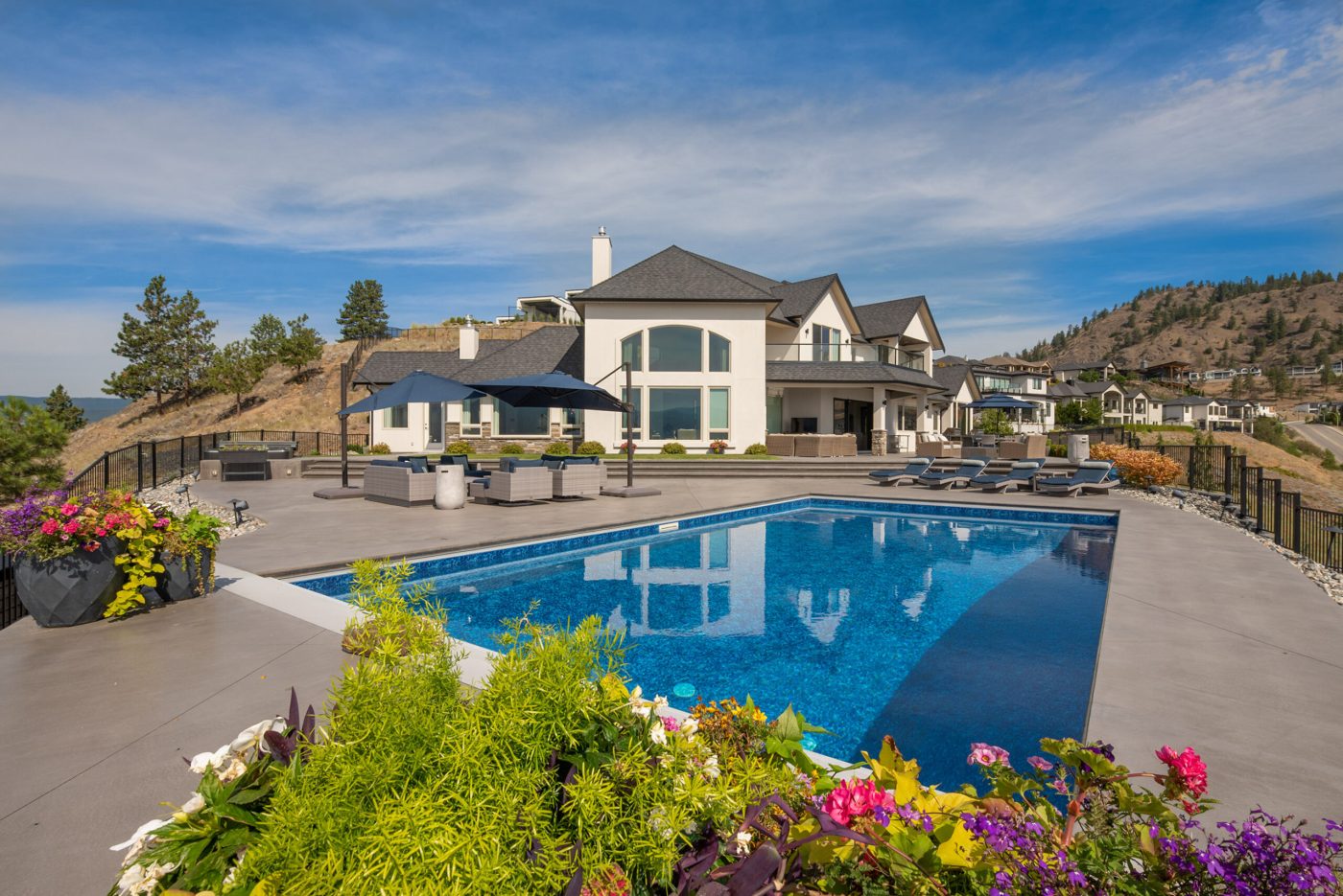 1520 Vineyard Drive, West Kelowna, BC, V4T 2Y7 - Jane Hoffman Realty